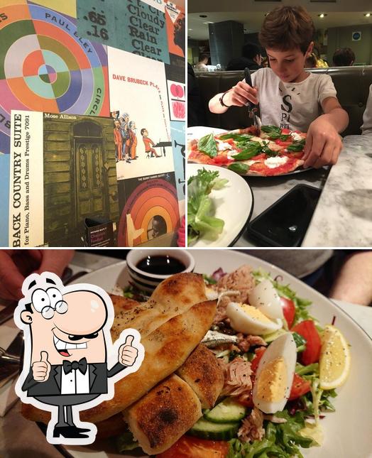 Pizza Express, London - Restaurant menu, prices and reviews