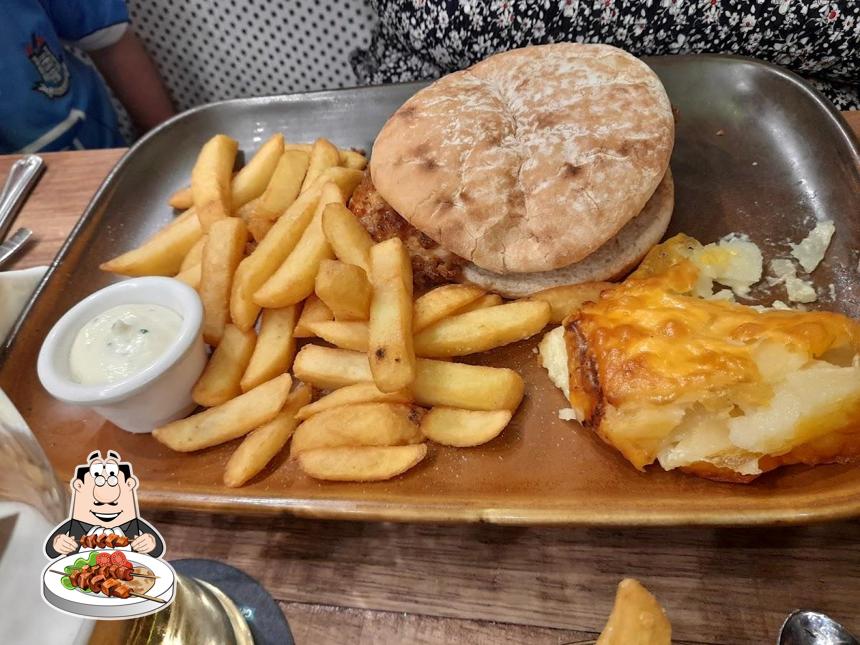 The Bowers Bar, Restaurant & Accommodation in Ballinrobe - Restaurant ...