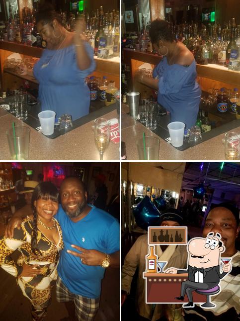 Excalibur, 4650 Tod Ave in East Chicago - Restaurant reviews