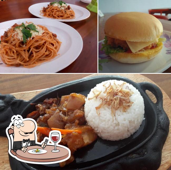 Djawa Steak, Kandat, 32GM+R5Q - Restaurant reviews