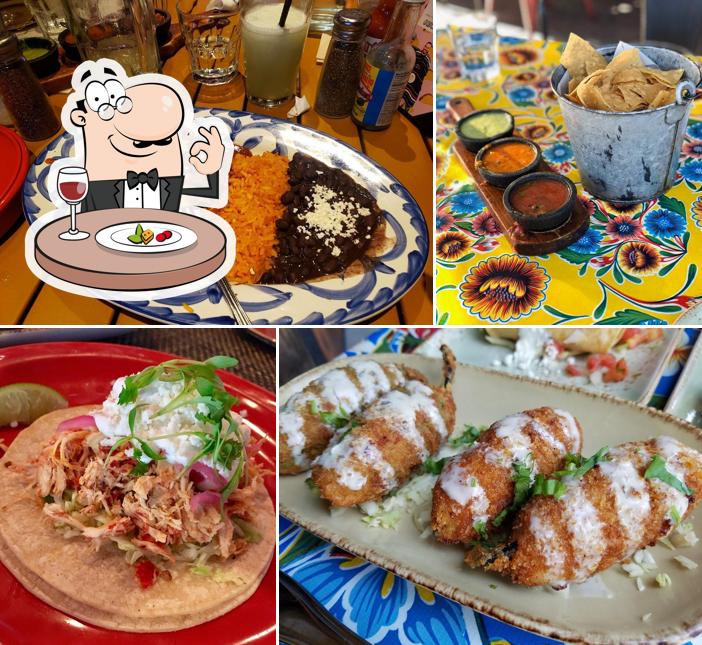Milagros Latin Kitchen in Redwood City - Restaurant menu and reviews