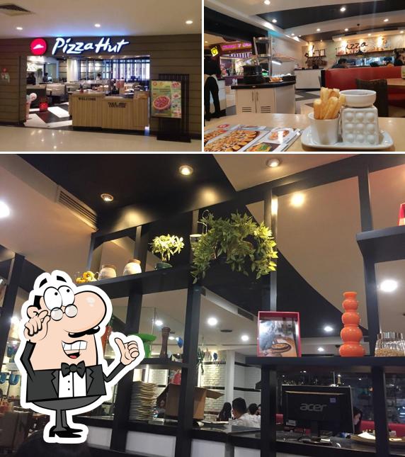 Pizza Hut Restoran - Ayani Megamall Pontianak, Pontianak - Menú del ...