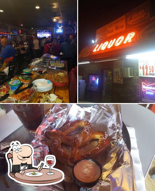 Dixie Club Bar & Café in Erlanger - Restaurant menu and reviews