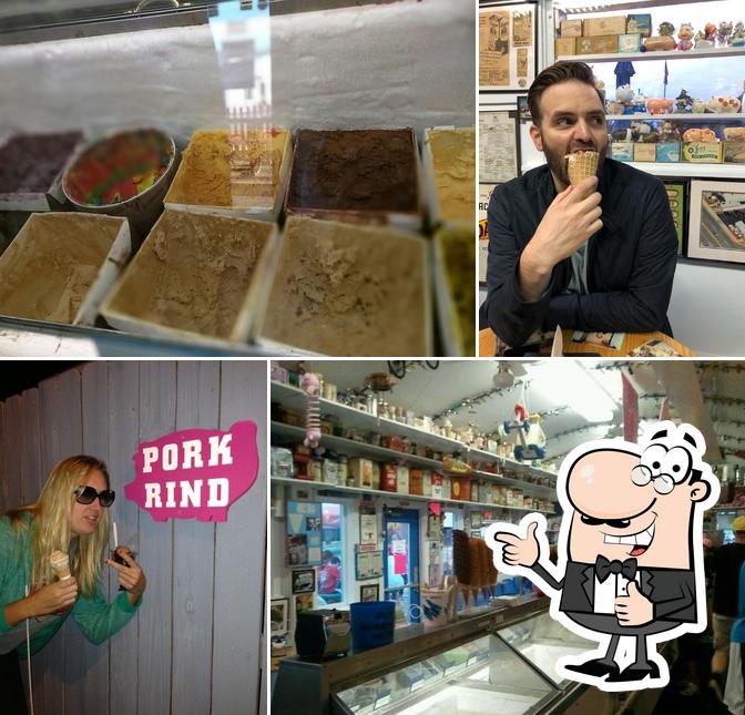 Oink's Dutch Treat in New Buffalo - Restaurant menu and reviews