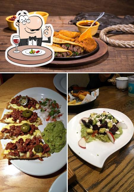 El Papalote Taco & Grill Nuevo Laredo restaurant, Nuevo Laredo, Av ...