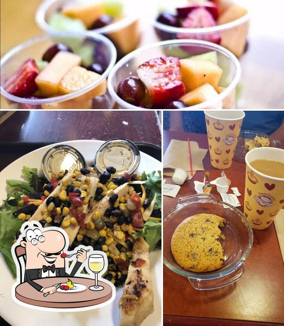 Grand Traverse Pie Company in Norton Shores - Restaurant menu and reviews