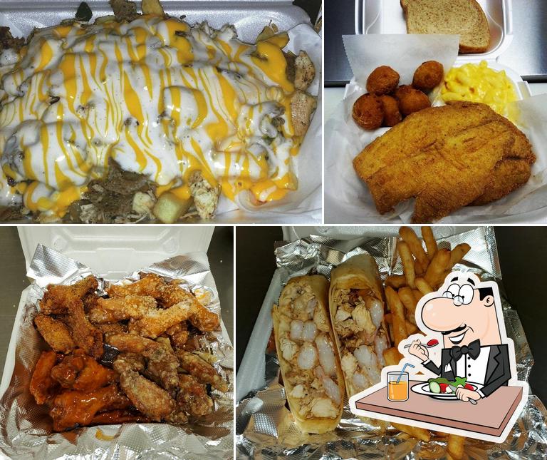Muncheez, 12306 Buckeye Rd in Cleveland - Restaurant menu and reviews