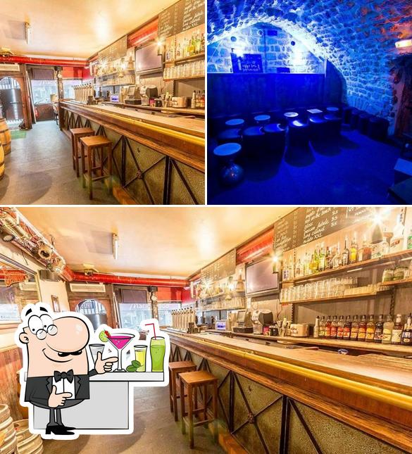 Hideout Odéon pub & bar, Paris, 32 Rue Dauphine - Restaurant menu and ...