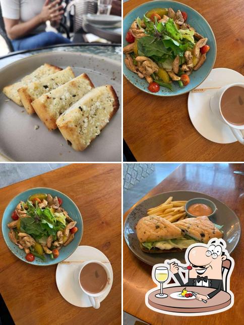 Hamoni: Cafe by the Greens, Gurugram Rural - Restaurant reviews