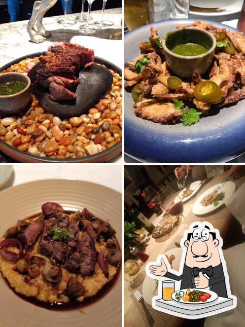 SBG Sophia's Bar & Grill, Santo Domingo, C. P.º de los Locutores 9 ...