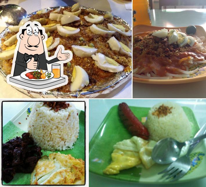 Lakay's Special Palabok, Taguig - Restaurant menu, prices and reviews