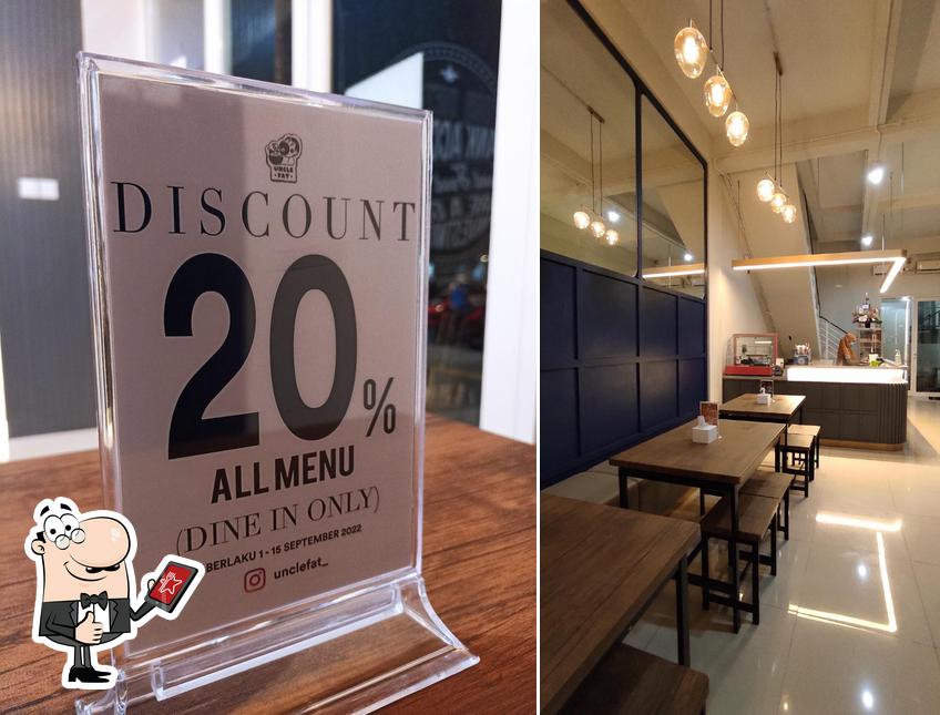 Uncle Fat restaurant, Surabaya - Restaurant reviews
