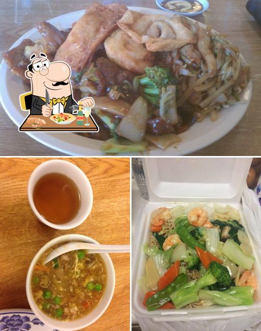Golden Wheel Chinese Restaurant, Aiea - Restaurant menu, prices and reviews