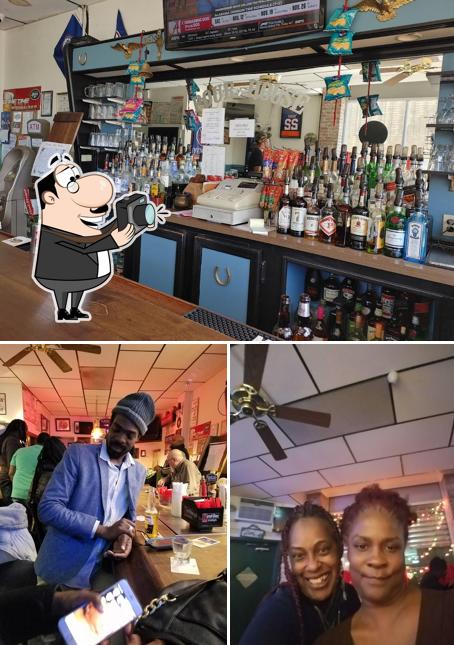 Pour House, Elmont - Restaurant menu, prices and reviews