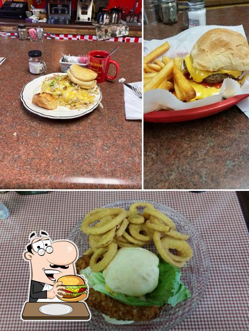 Apron Strings, Mediapolis - Restaurant menu, prices and reviews