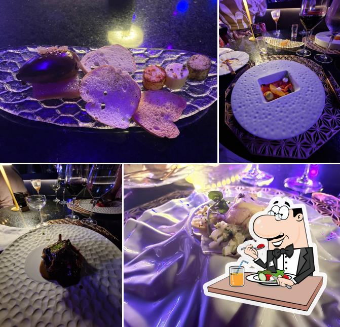 Chic Cabaret & Restaurant Punta Cana, Punta Cana, Avenida Francia s/n ...