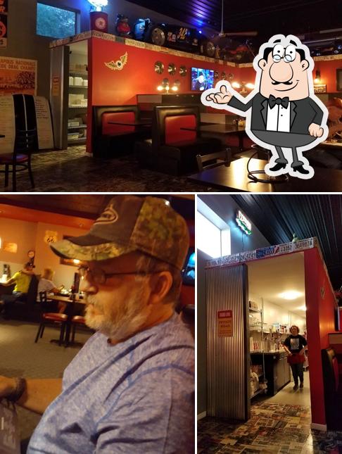 Backstreet Pizza, 523 S Section St in Sullivan - Restaurant menu and ...