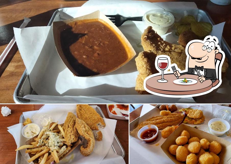 Tjs Catfish & Wings & BBQ in Arlington - Restaurant menu and reviews