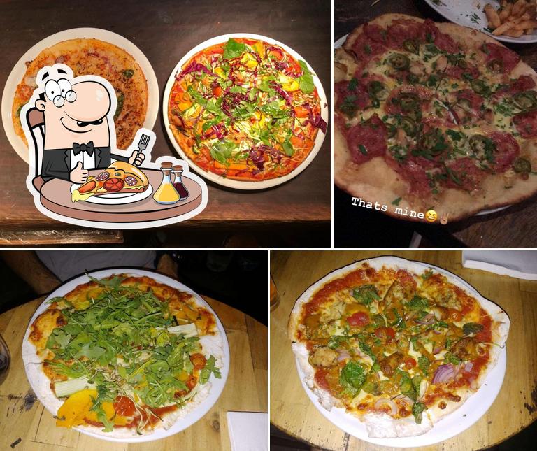 The Burrow, 52 Russell St in West End - Restaurant menu and reviews