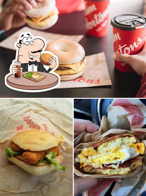 Tim Hortons, 310 O'Connor Dr in Toronto - Restaurant menu and reviews