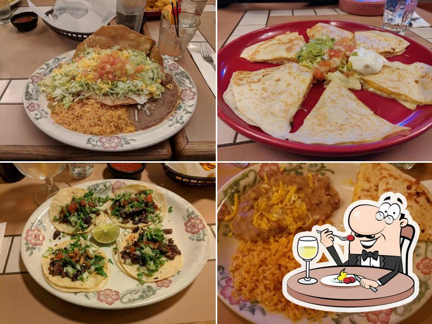 Tres Hermanos in Kirkland - Mexican restaurant menu and reviews