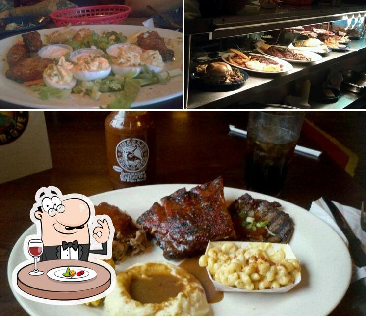 Dinosaur Bar-B-Que in Rochester - Restaurant menu and reviews
