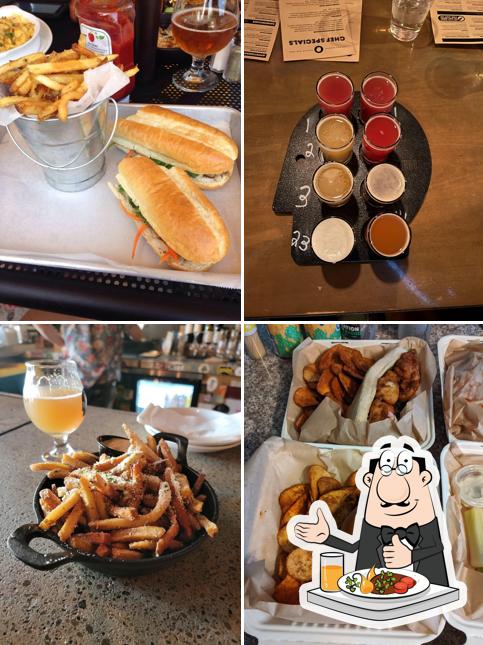 Thin Man Brewery, 492 Elmwood Ave in Buffalo - Restaurant menu and reviews