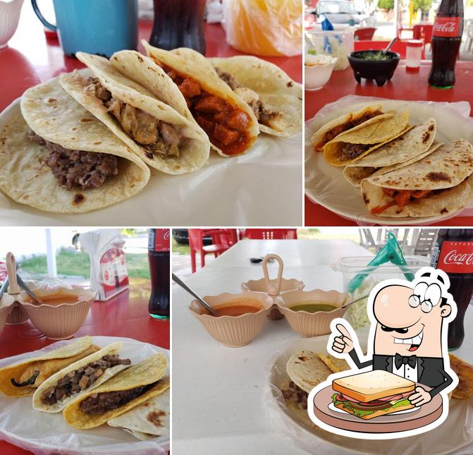 Restaurante TACOS Mañaneros "El Mariachi", Apodaca, l - Opiniones del ...
