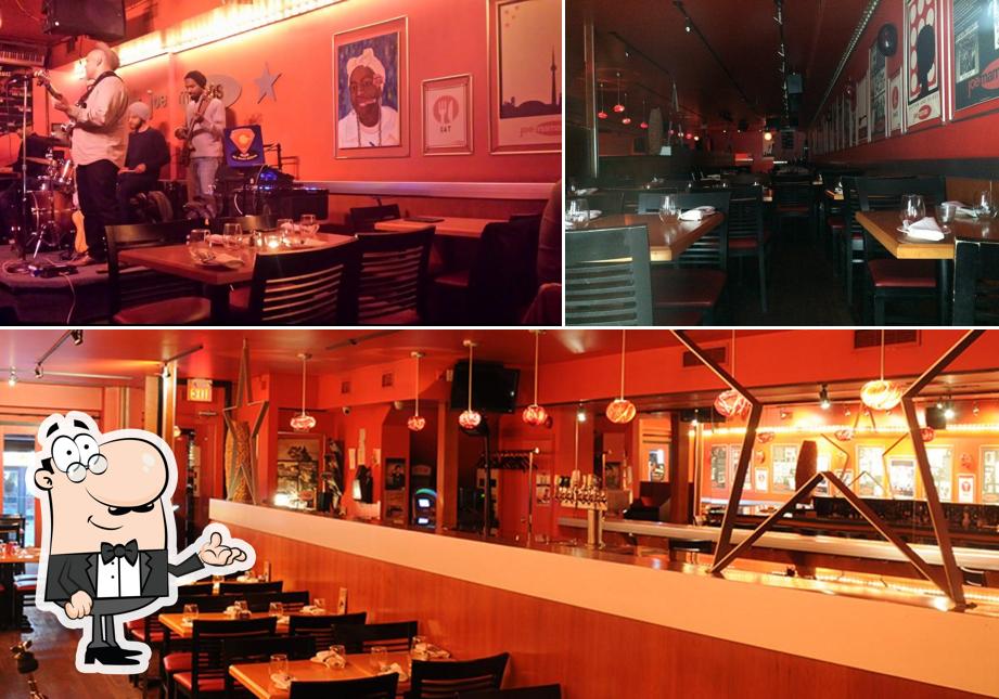 Joe Mamas in Toronto - Restaurant menu and reviews