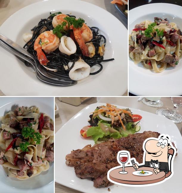 La UNIQUE, Bangkok - Restaurant reviews