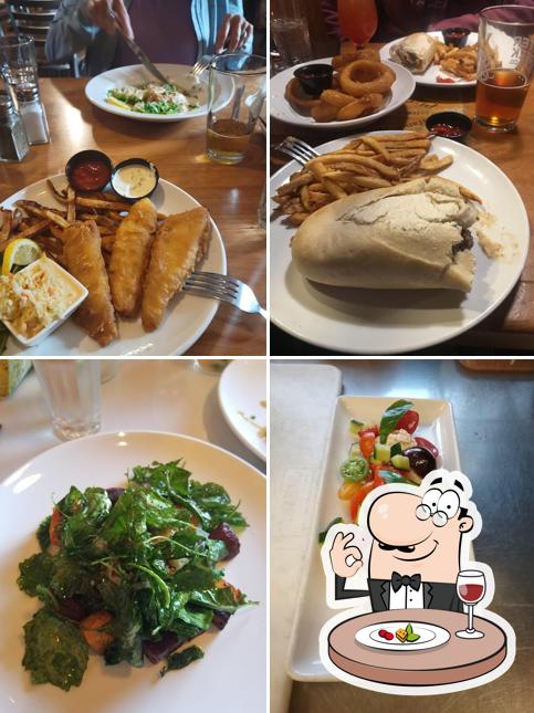 Two Brothers Tavern, 86 Main St in Middlebury - Restaurant menu and reviews