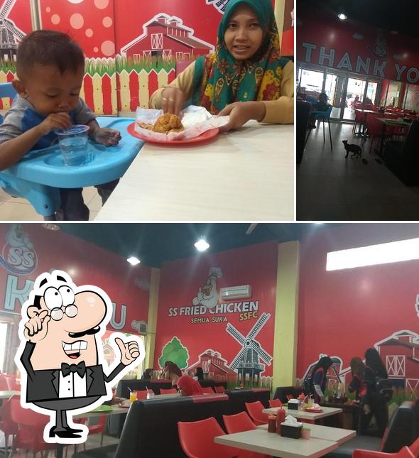 SS FRIED CHICKEN cafe, East Aek Kanopan - Restaurant reviews