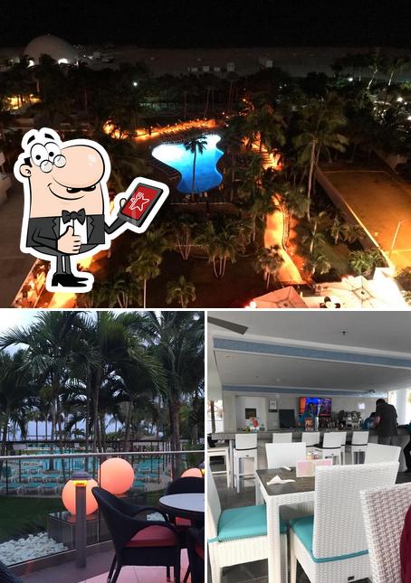 Alligator Bar in Miami Beach