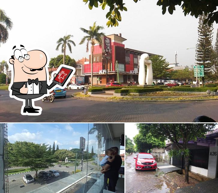 KFC Kemang Pratama restaurant, Bekasi Regency, Bank Woori Saudara ...