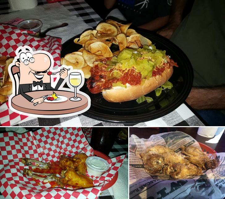 Flying Cow Burger &Wing Co. in Pittsburg - Restaurant menu and reviews