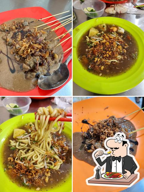 Mie Rebus,misop dan Sate Lontong Lubuk Pakam, Cab. Medan ( Wahidin ...