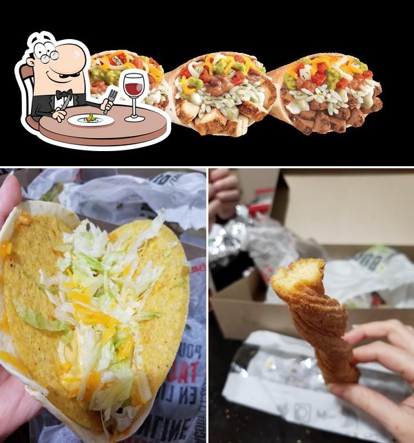 Taco Bell, 644 Yonge St in Barrie - Restaurant menu and reviews