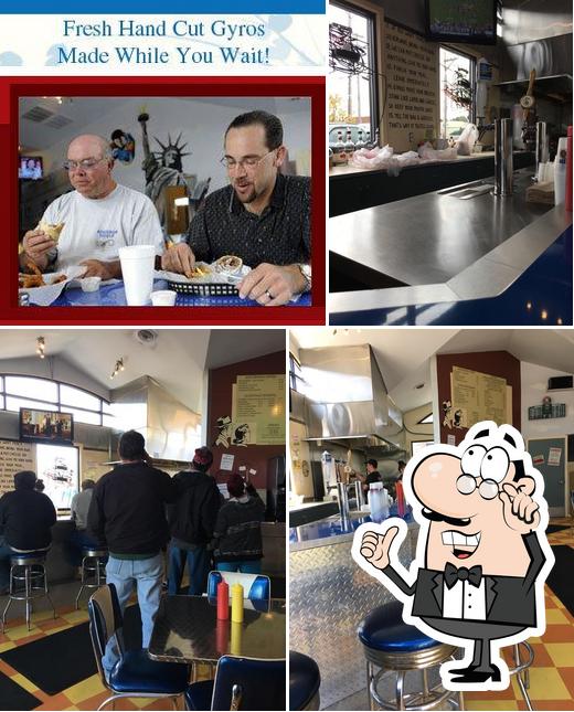 Gus's Gyros in Racine - Restaurant menu and reviews