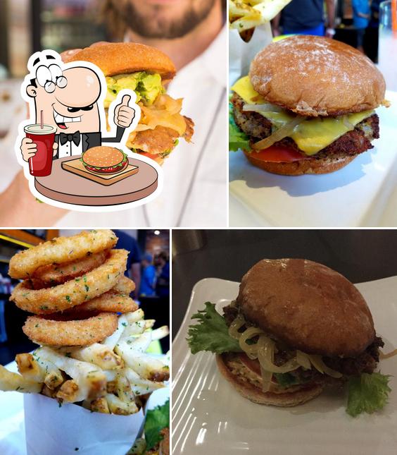 Burger Lounge in Irvine - Restaurant menu and reviews
