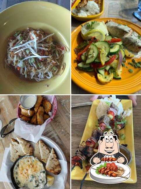 Makai Island Kitchen & Groggery in Santa Cruz - Restaurant reviews