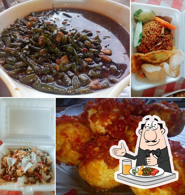 Restaurante Warung Bu Ani pecal, mie rebus, nasi goreng, Tebing Tinggi