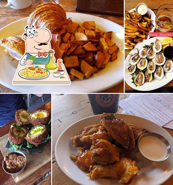 Trinity Common, Toronto - Restaurant menu, prices and reviews