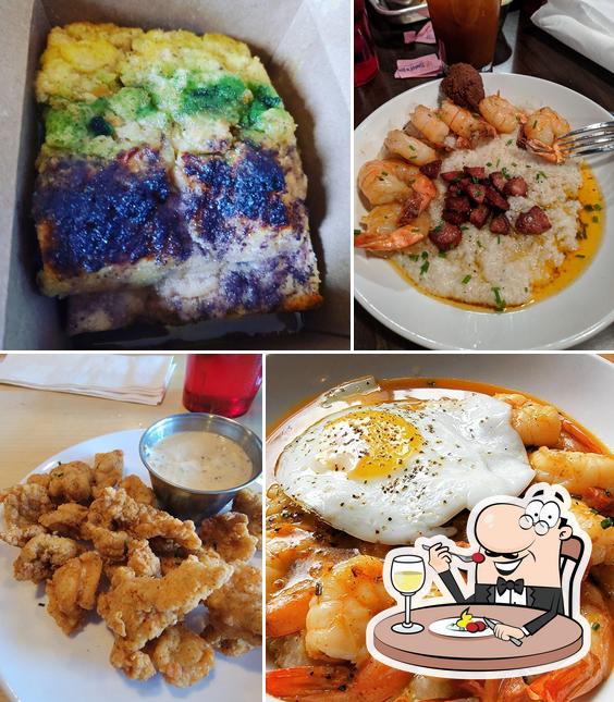 Top 7 restaurants with sausage sandwiches in Salem, october 2025 ...