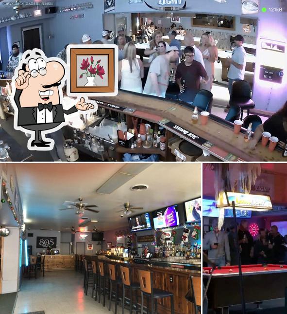 Wrong Way Home Saloon in Willows - Restaurant reviews