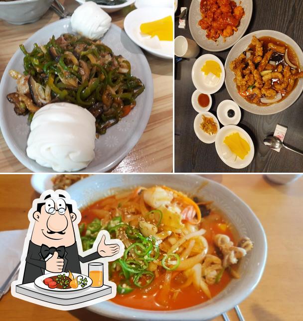 Hyeongyeong restaurant, Suwon-si, -5 Maetan-dong - Restaurant reviews