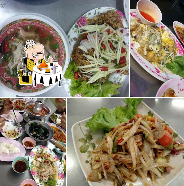 J Tim Seafood, Bangkok - Restaurant menu, prices and reviews