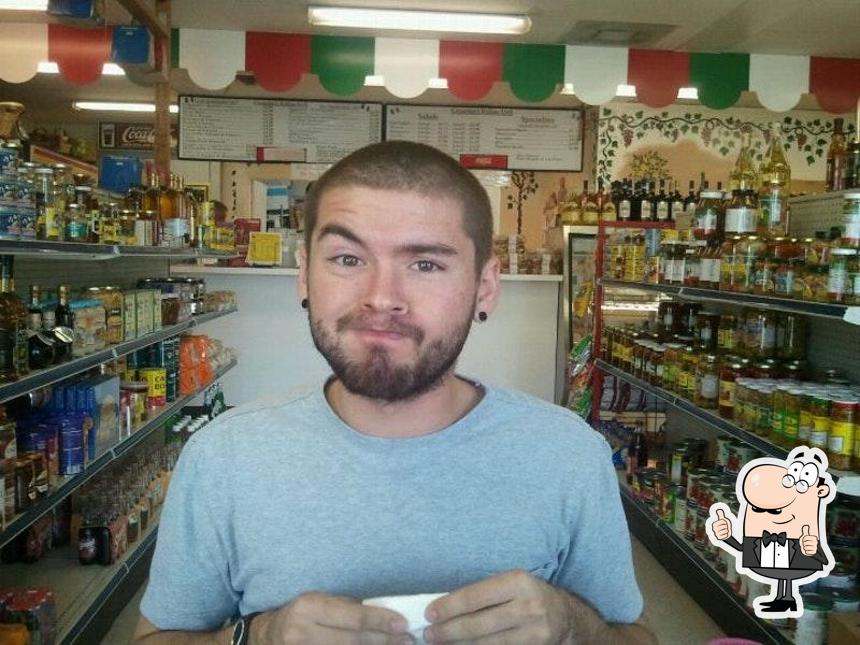 Cesarina's Italian Deli in Largo - Restaurant menu and reviews