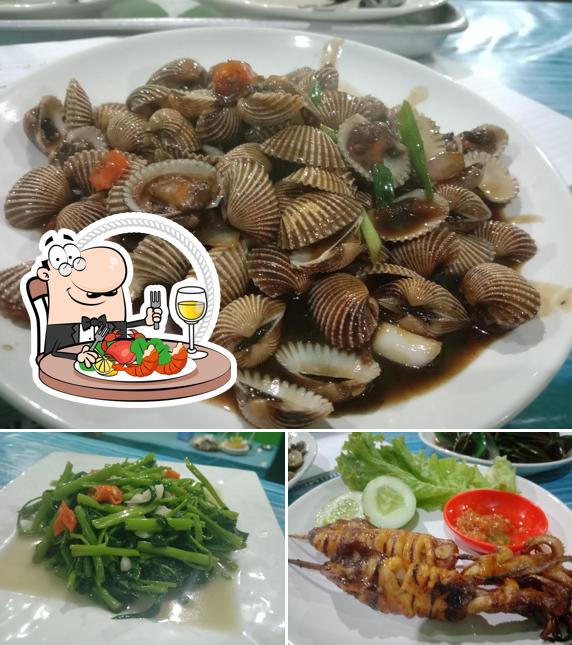 Warung Seafood Mbak Inah restaurant, Indonesia - Restaurant reviews