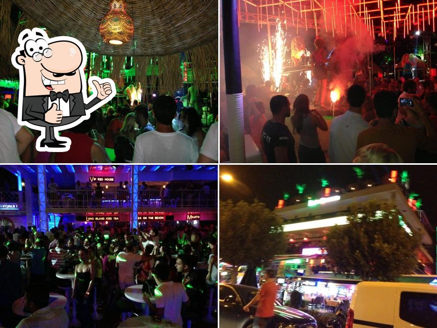 Robin Hood Bar, Alanya, İskele Cad. - Restaurant reviews