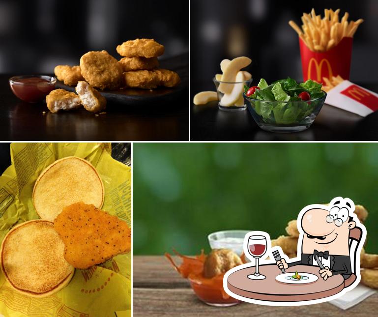McDonald's, 1414 Lake St in Two Rivers - Restaurant menu and reviews
